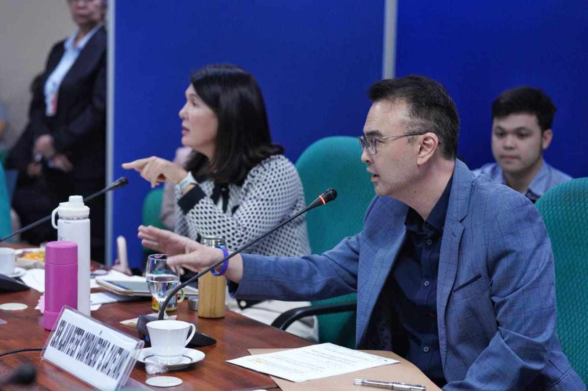 Cayetano, nanawagan na suspindihin ang proseso ng pagpili ng Meralco ...